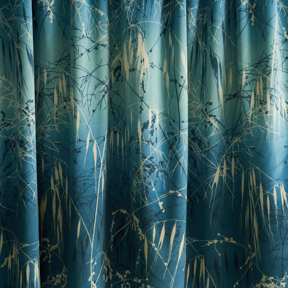 Meadow Grass Velvet – French Navy – Clarissa Hulse